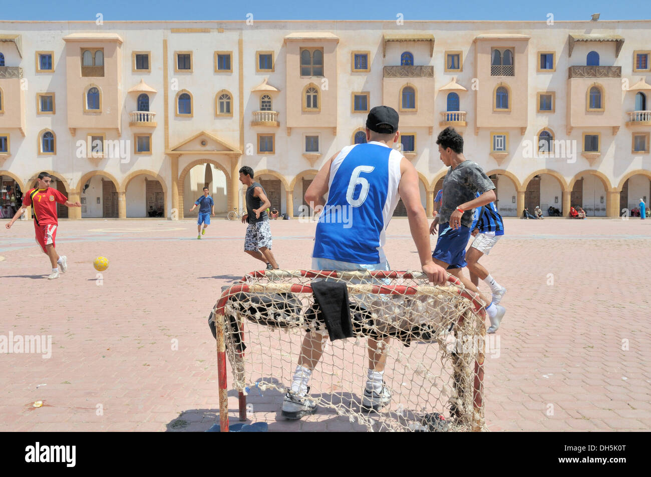 Moroccan players hi-res stock photography and images - Alamy
