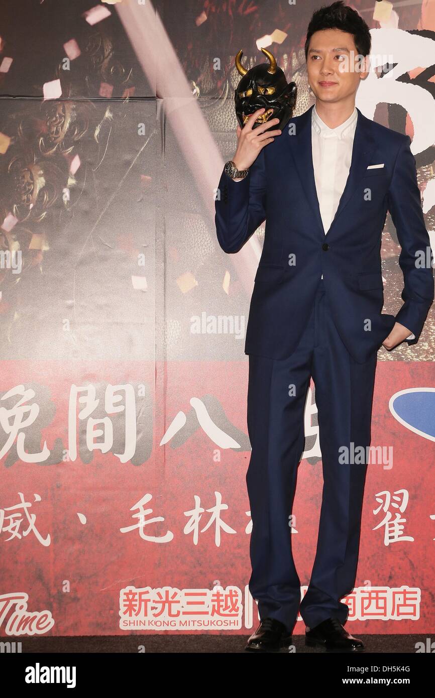 Taipei, China. 30th Oct, 2013. Actor Feng Shaofeng meets fans in Taipei ...