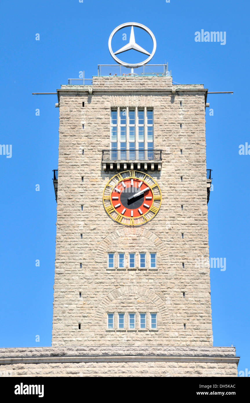 Tower of the main station in Stuttgart, Baden-Wuerttemberg Stock Photo ...