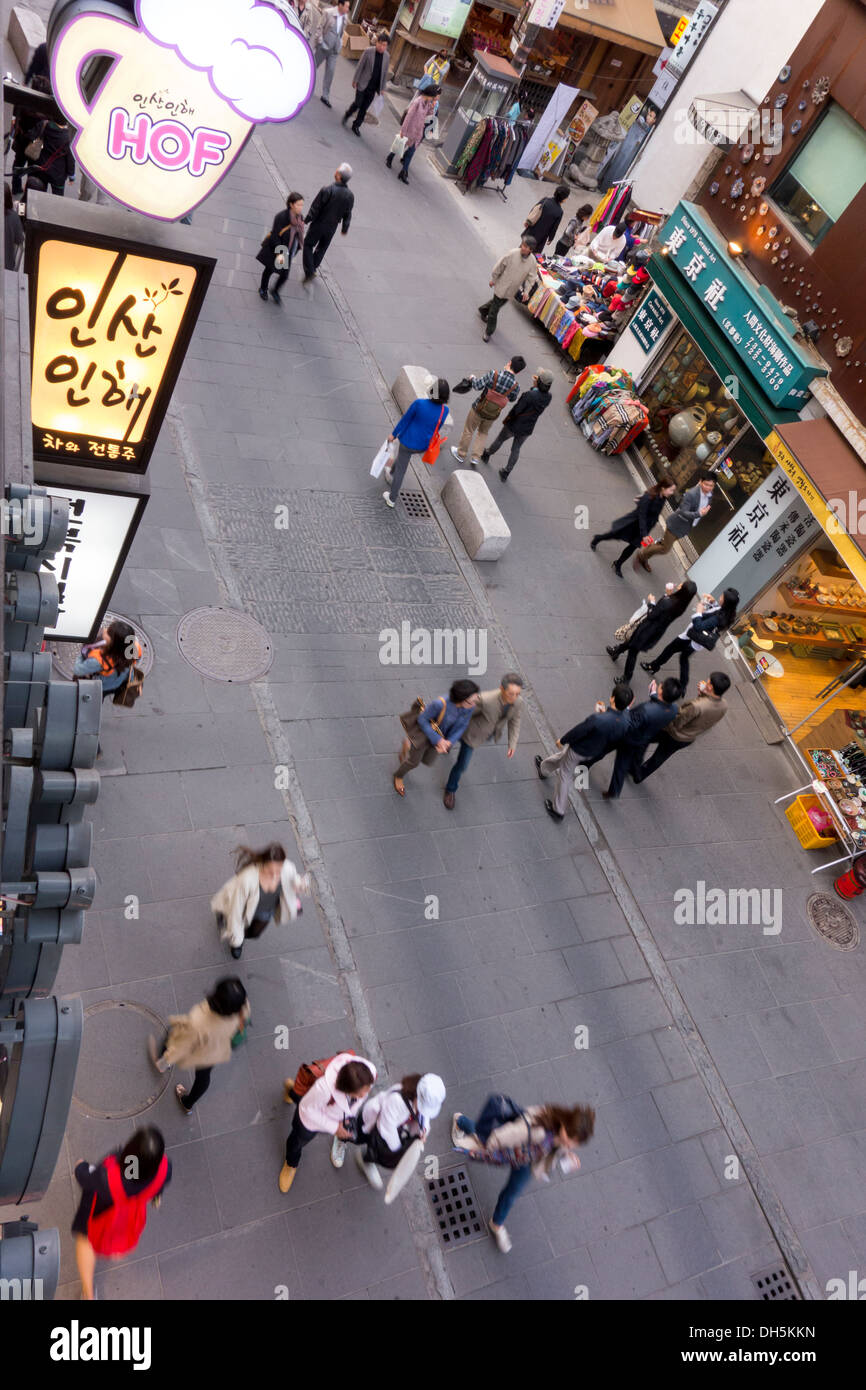 Bird's eye view of a street in Insadong, Seoul, Korea Stock Photo - Alamy