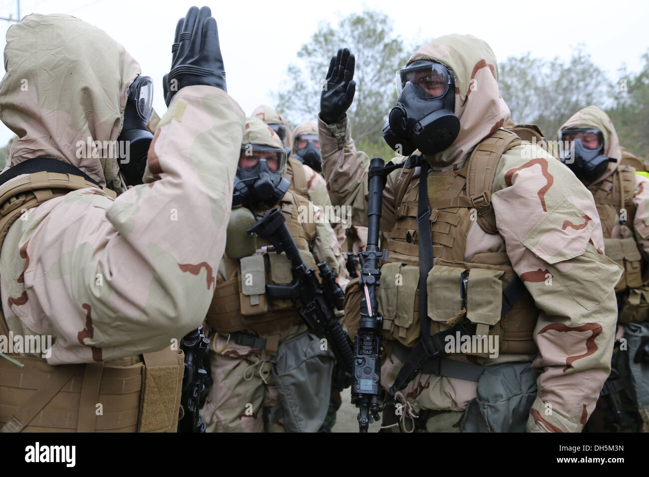The marines wore mission oriented protection posture hi-res stock ...