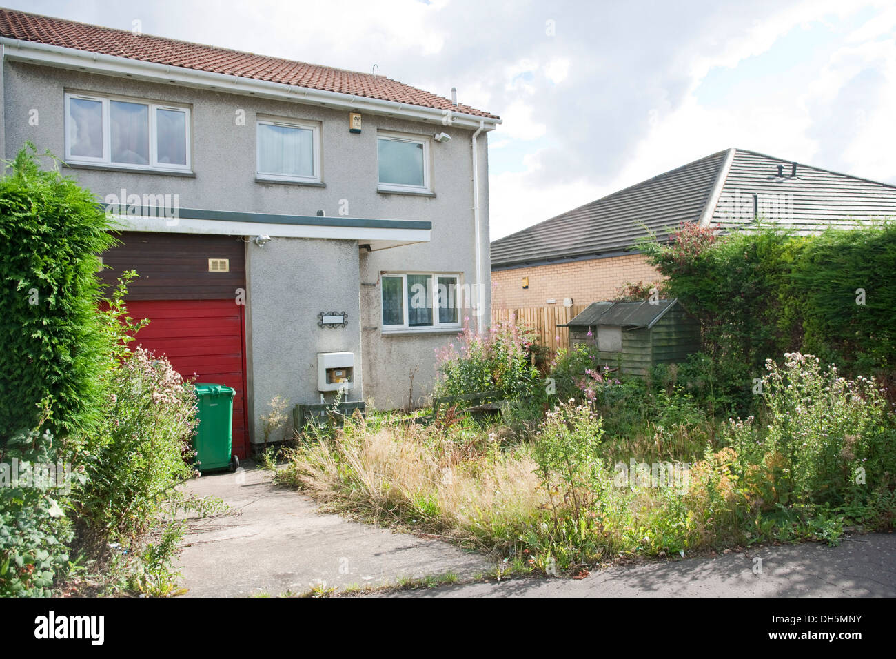 Empty property hi-res stock photography and images - Alamy