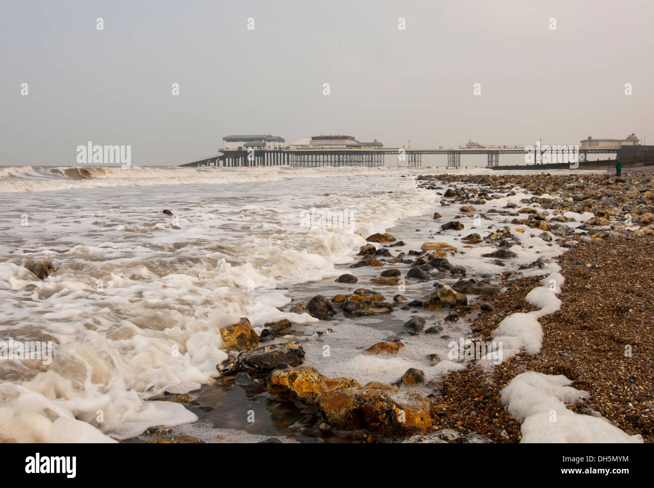 Cromer beach hi-res stock photography and images - Alamy