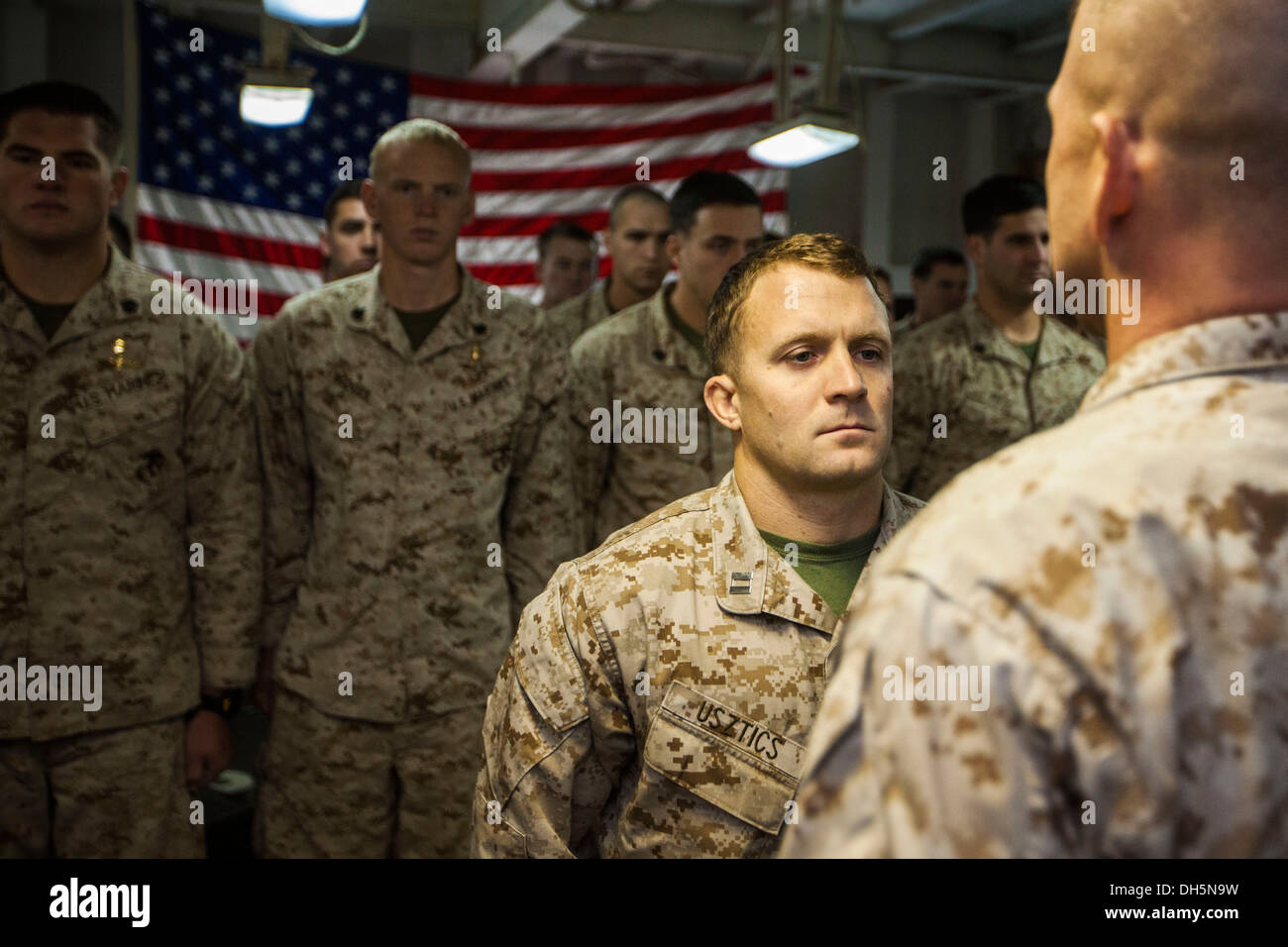 Navy and marine corps commendation medal hi-res stock photography and ...
