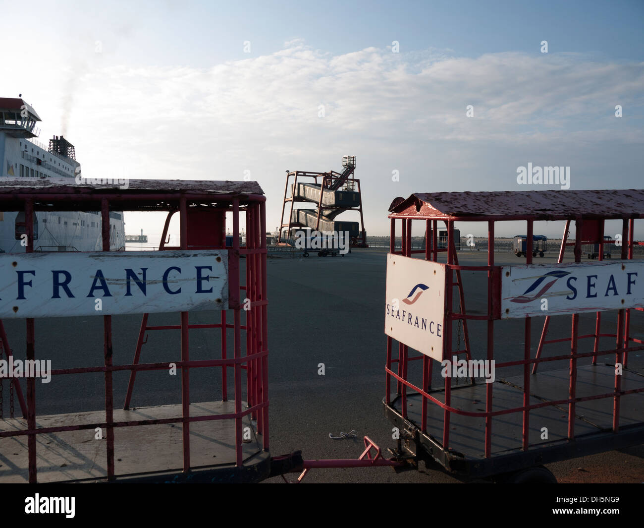 Foot passenger moveable walkway to access passenger ferries at Calais ...