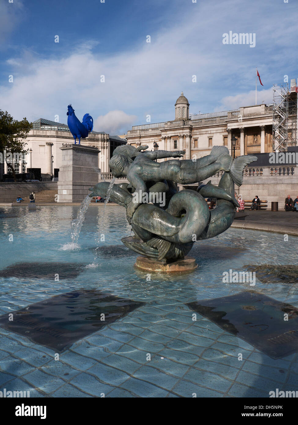 Fountains Trafalgar Square London England Stock Photo - Alamy