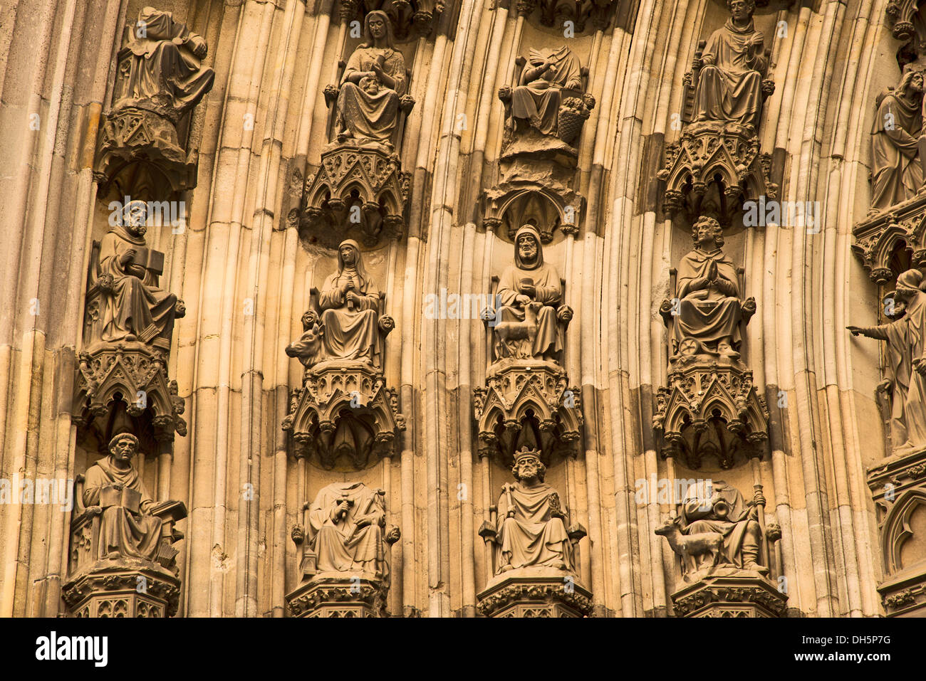 Church porch hi-res stock photography and images - Alamy
