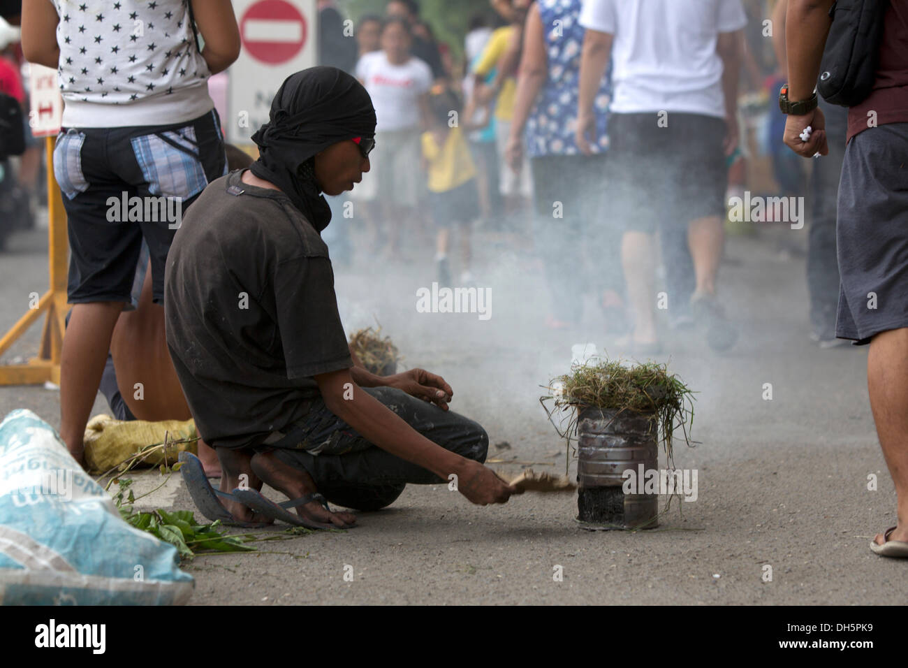 Calamba Cemetery,Cebu City,Philippines. 1st Nov, 2013. All Saints Day ...