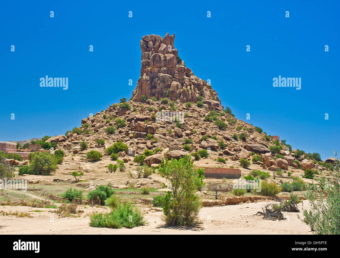 Chapeau Napoleon or Napoleon's hat rock formation, near Aguard Oudad ...
