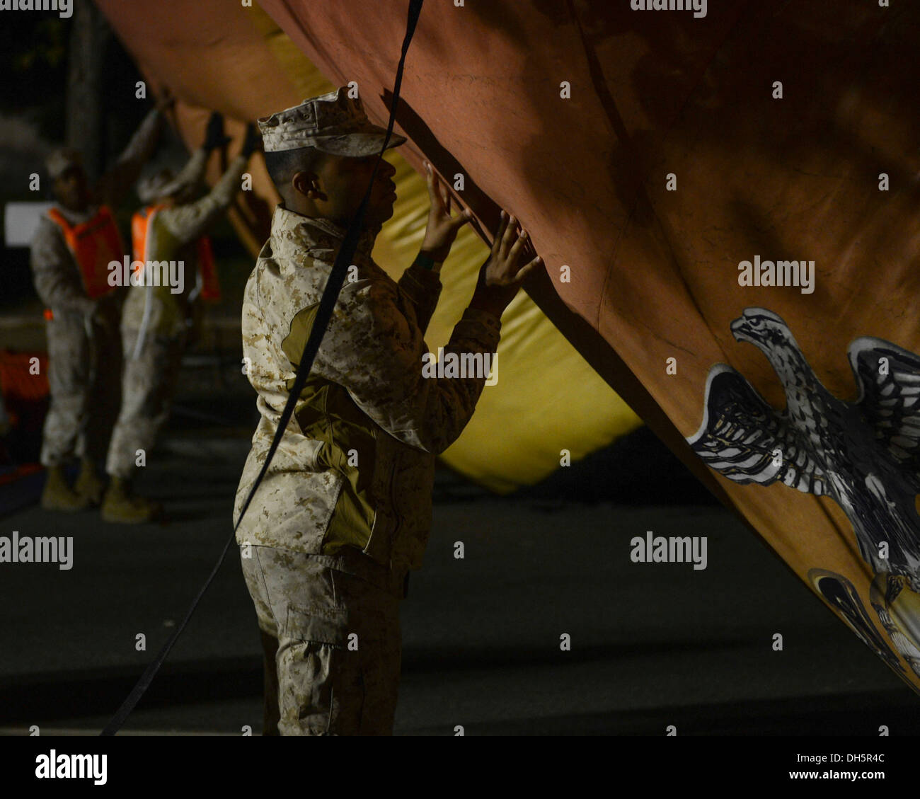 Marine headquarters service battalion hi-res stock photography and ...