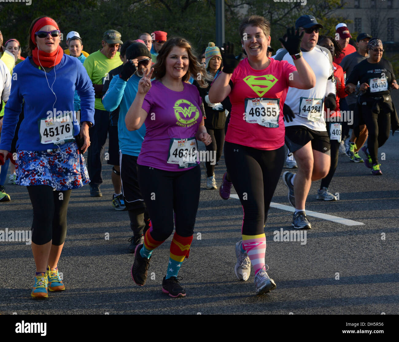 Runners Jane Sims and Mariah Thomas participate in the Marine Corps ...