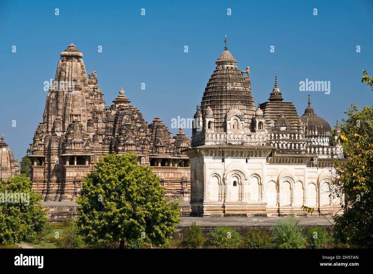 Visvanatha Temple and Parvati Temple, Temple of the Chandela dynasty ...