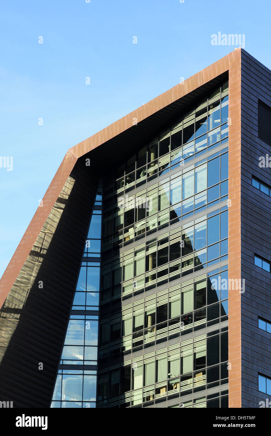 Detail of the Roland Levinsky Building, Plymouth University, Plymouth ...