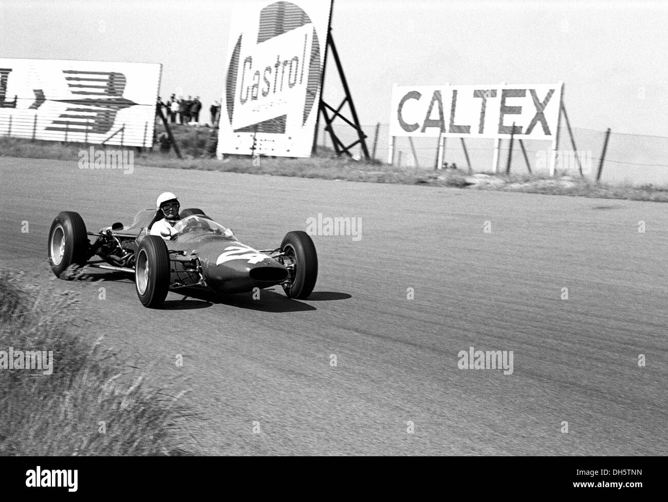Phil Hill in the ATS 100 on it's debut in Formula 1. Belgian Grand Prix ...