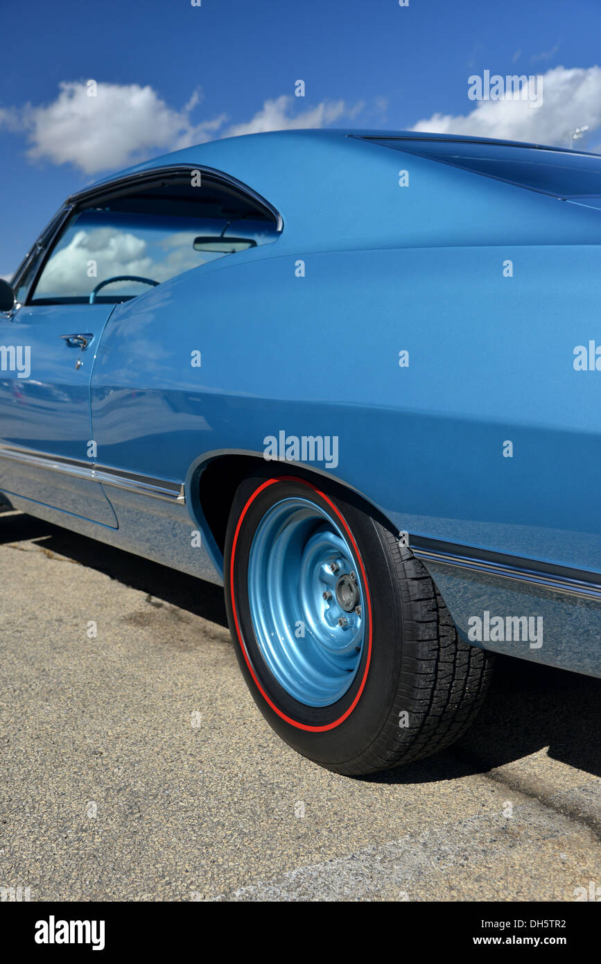Classic American car Stock Photo - Alamy