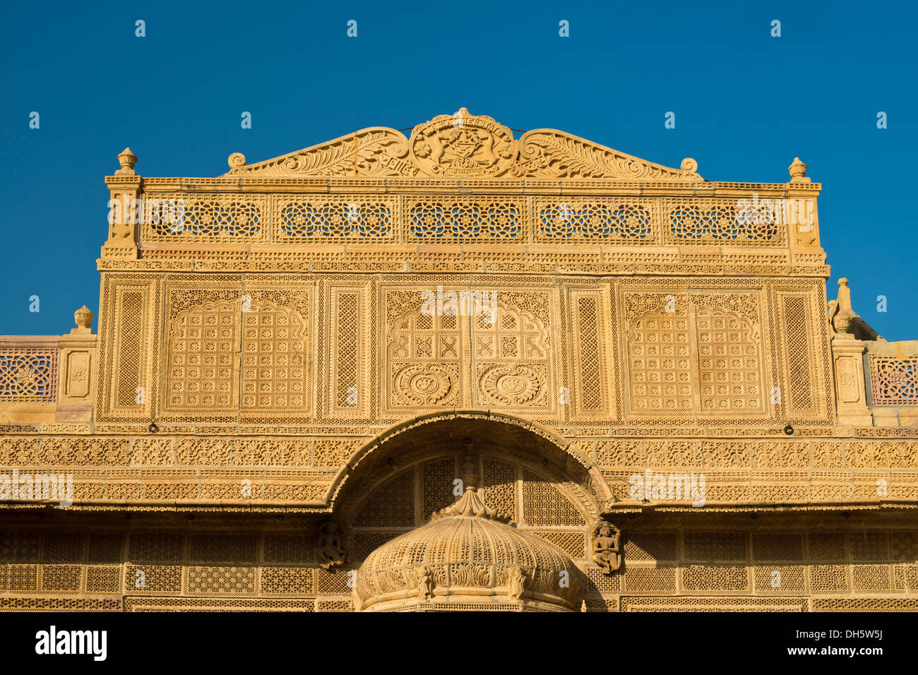 Haveli architecture details hi-res stock photography and images - Alamy