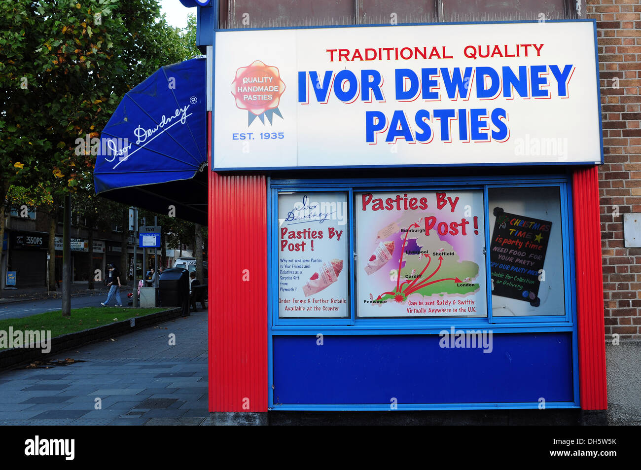 Ivor dewdney plymouth hi-res stock photography and images - Alamy