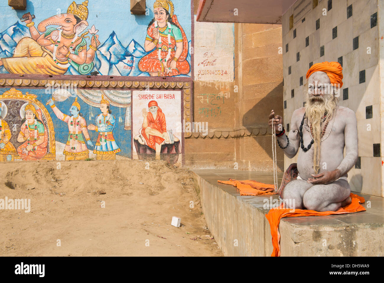 Sadhu holy man wandering ascetic hi-res stock photography and images ...