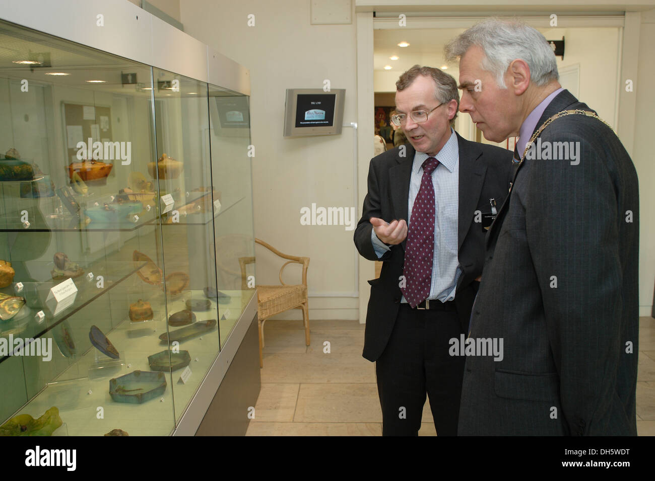 Keith Cummings Exhibition and giving a speech at Broadfield Glass ...
