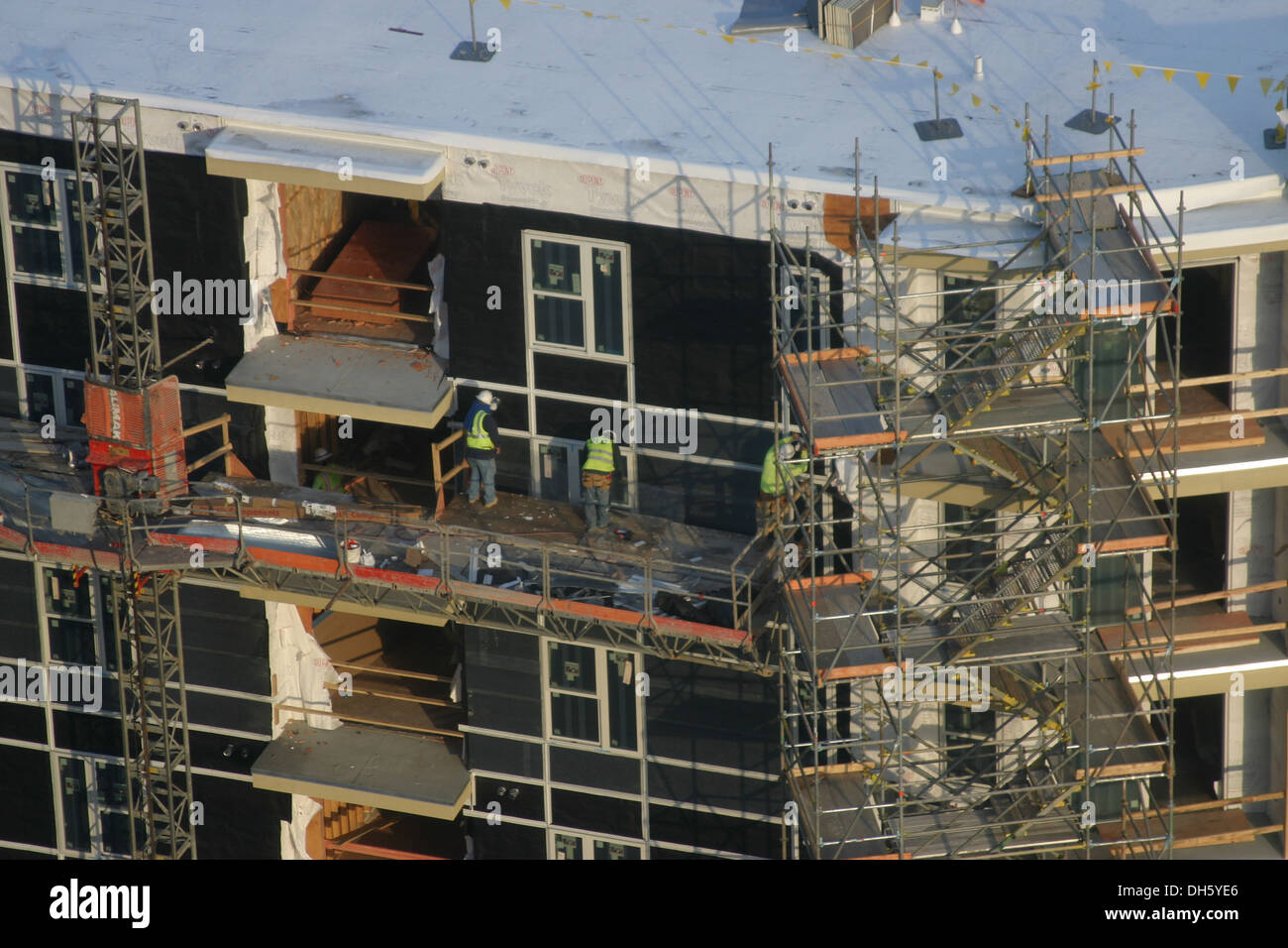 BUILDING CONSTRUCTION FLATS HOMES HOUSES Stock Photo - Alamy