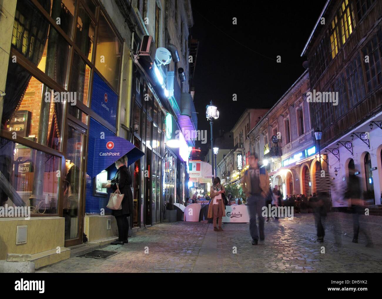 The historic district with numerous cafés, bars, pubs and small shops ...