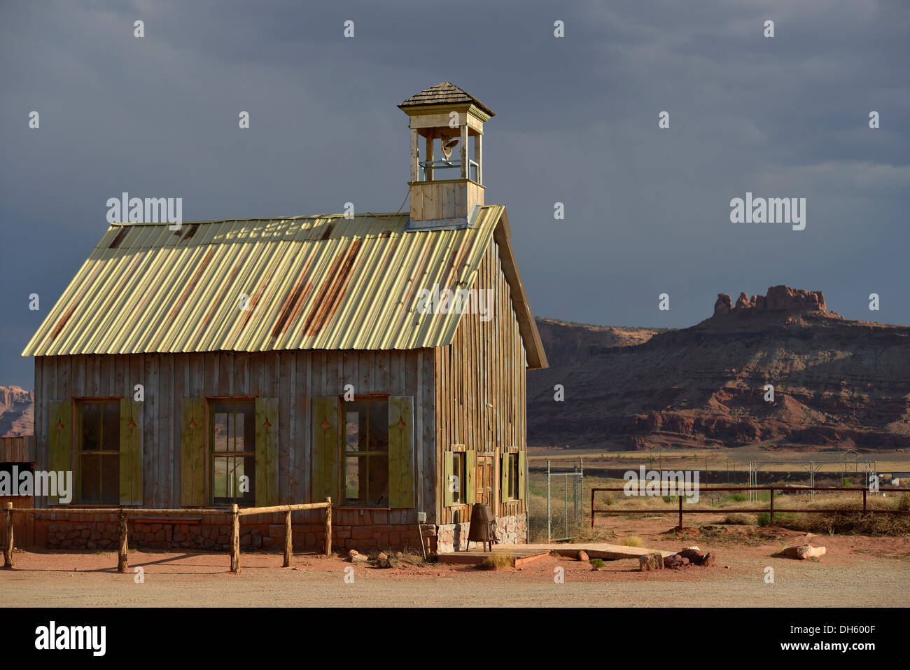 Mormon church hi-res stock photography and images - Alamy