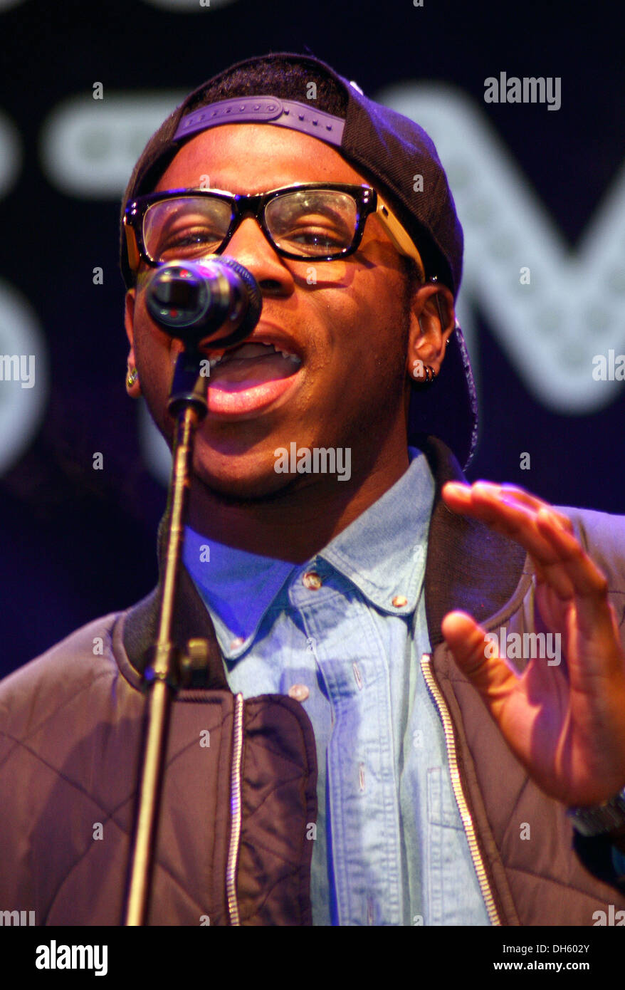 Pop band from sheffield hi-res stock photography and images - Alamy