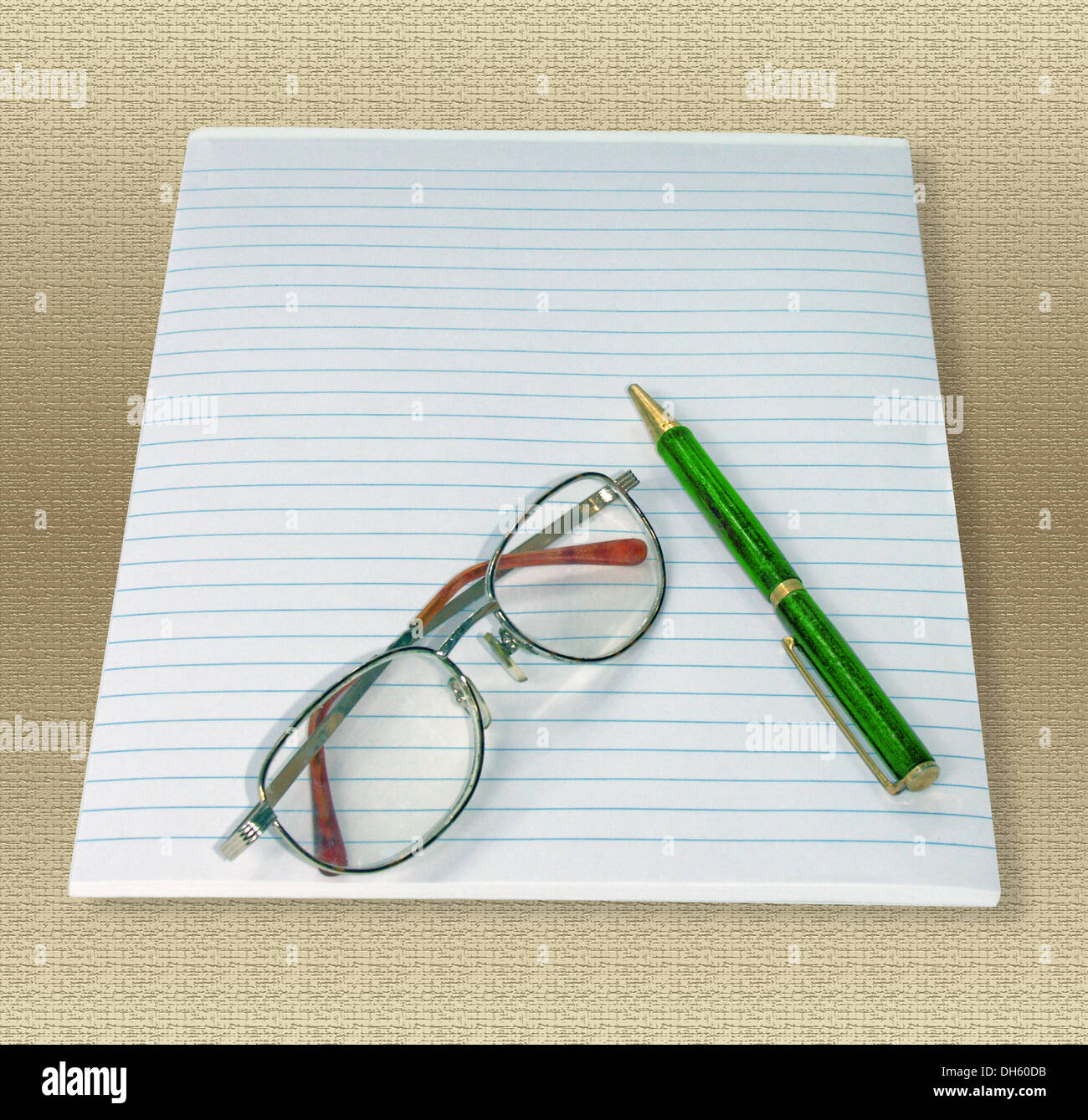 Green biro pen hi-res stock photography and images - Alamy