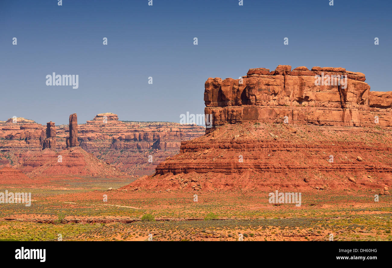 Setting Hen Butte, Castle Butte, Valley of the Gods, San Juan County ...