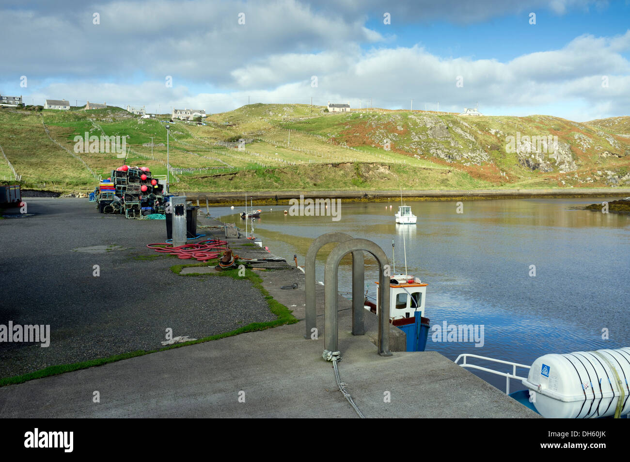 Cabin cruiser scotland hi-res stock photography and images - Alamy