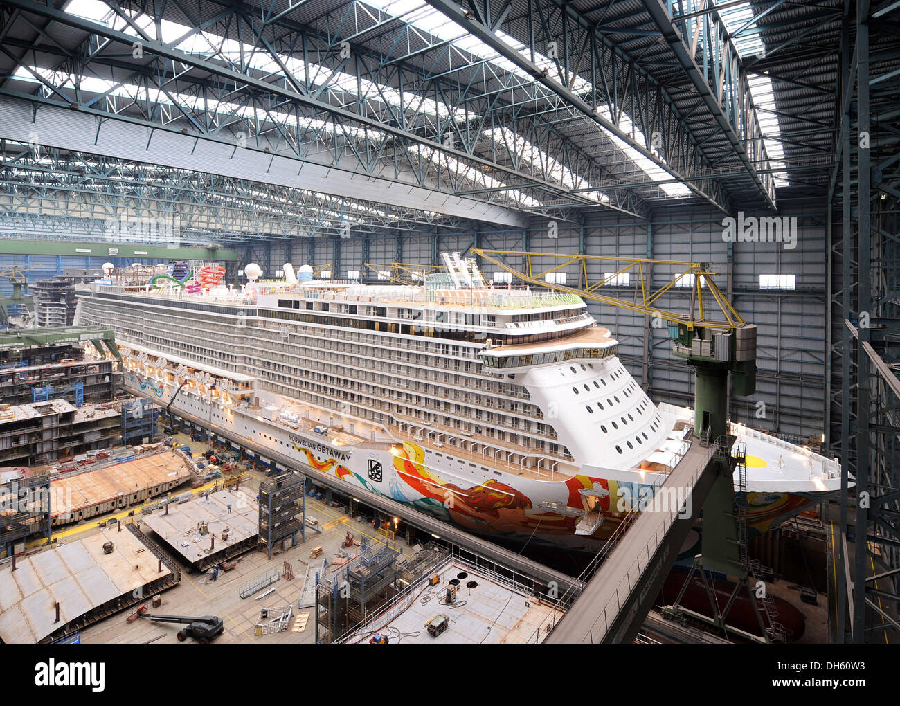 Papenburg, Germany. 01st Nov, 2013. The new cruise ship of the Meyer ...