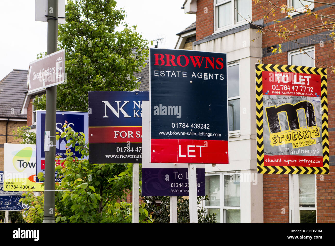 To Let signs by Estate Agents, UK Stock Photo - Alamy