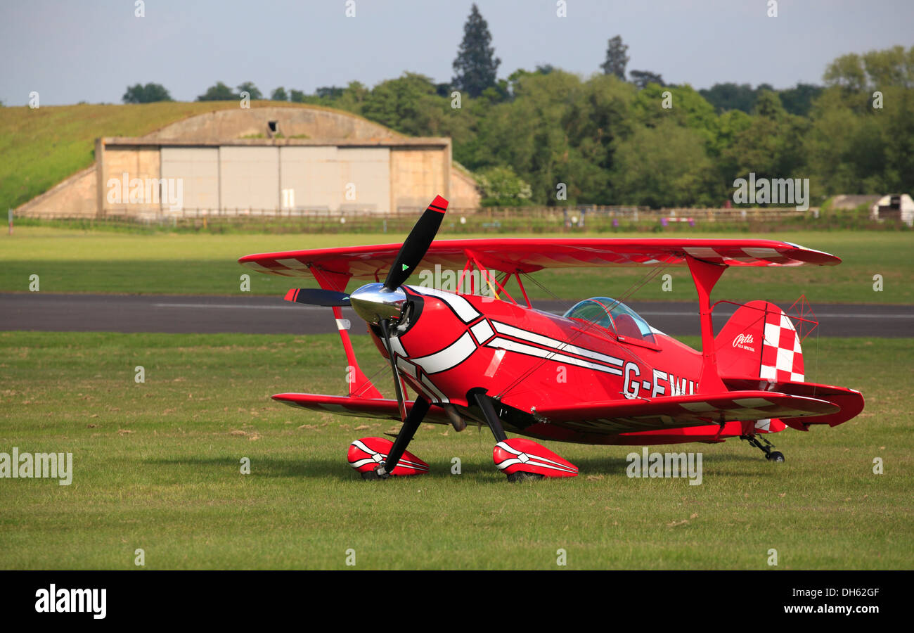Pitts special aerobatic stunt plane hi-res stock photography and images ...