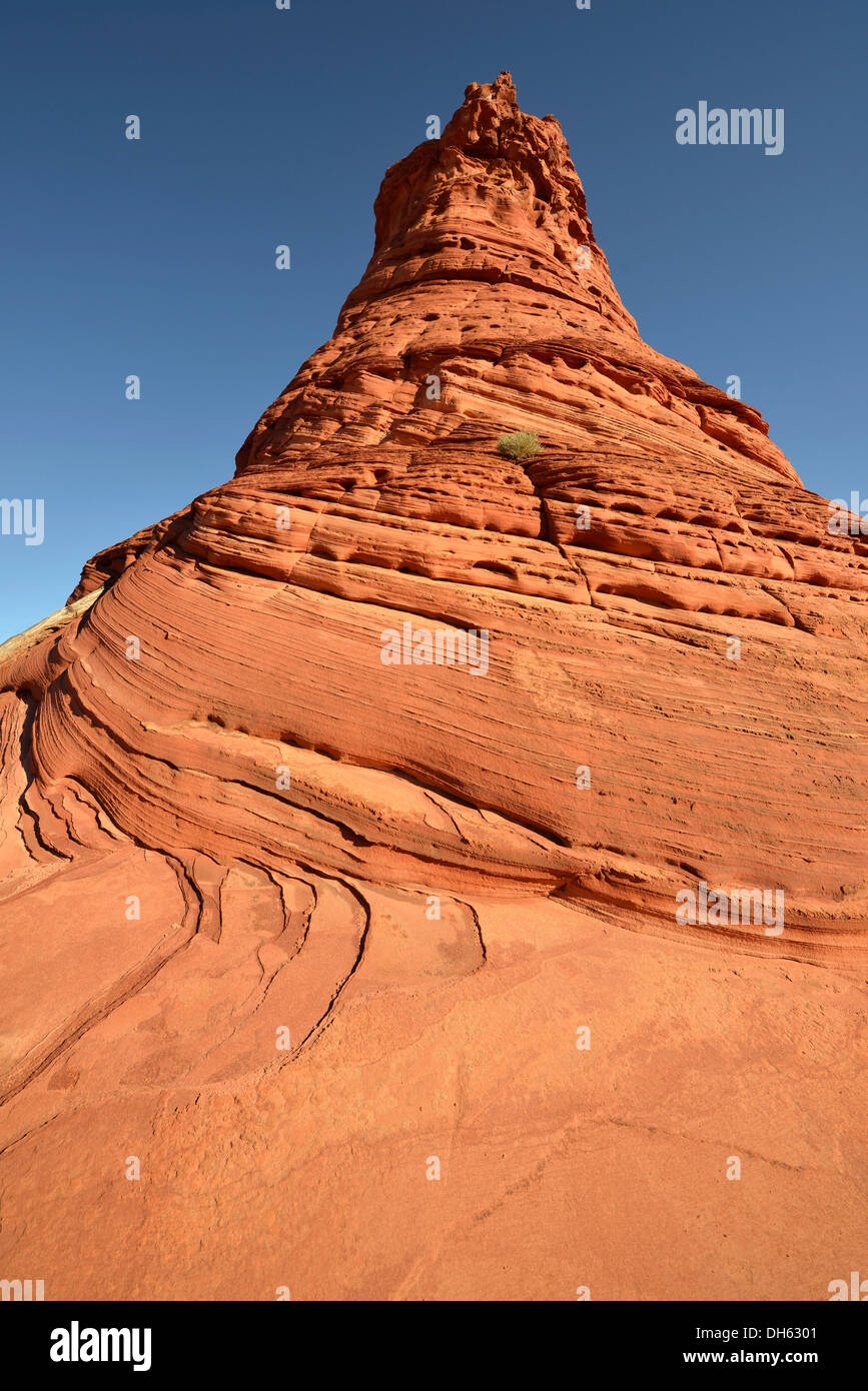Teepees of the Paw Hole, eroded Navajo sandstone rocks at the entrance ...