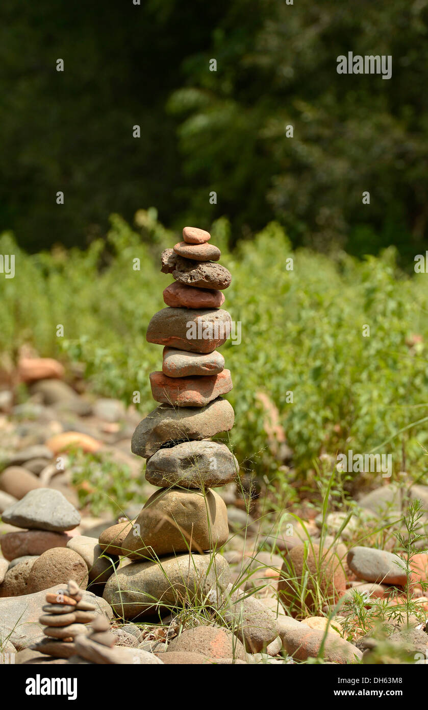 Rock cairn beach hi-res stock photography and images - Alamy