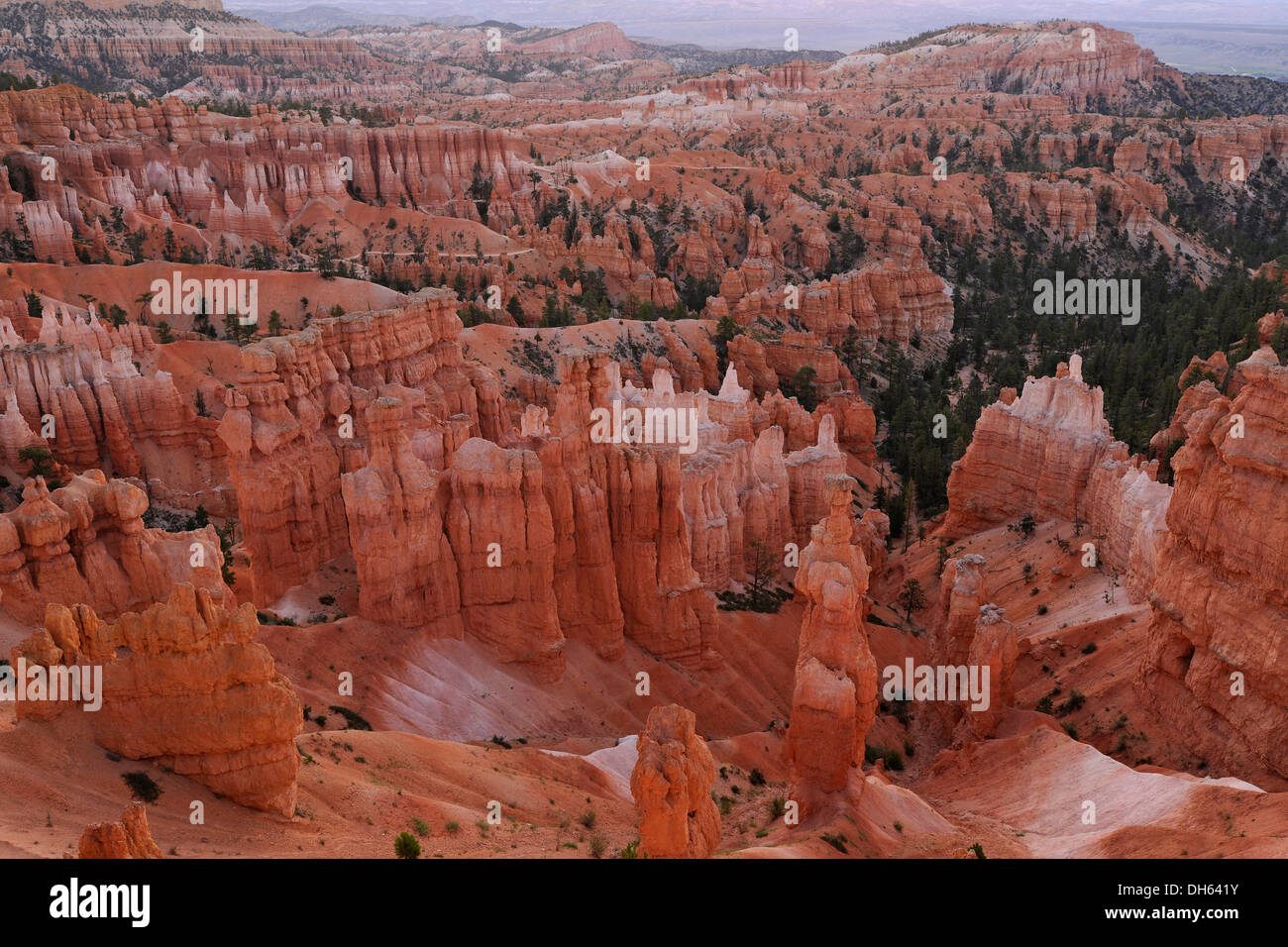 Rock formations and hoodoos, Thor's Hammer rock formation, Sunset Point ...