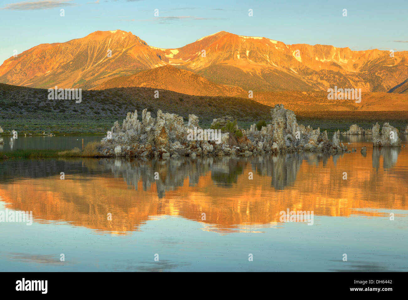 Calc stone formations hi-res stock photography and images - Alamy