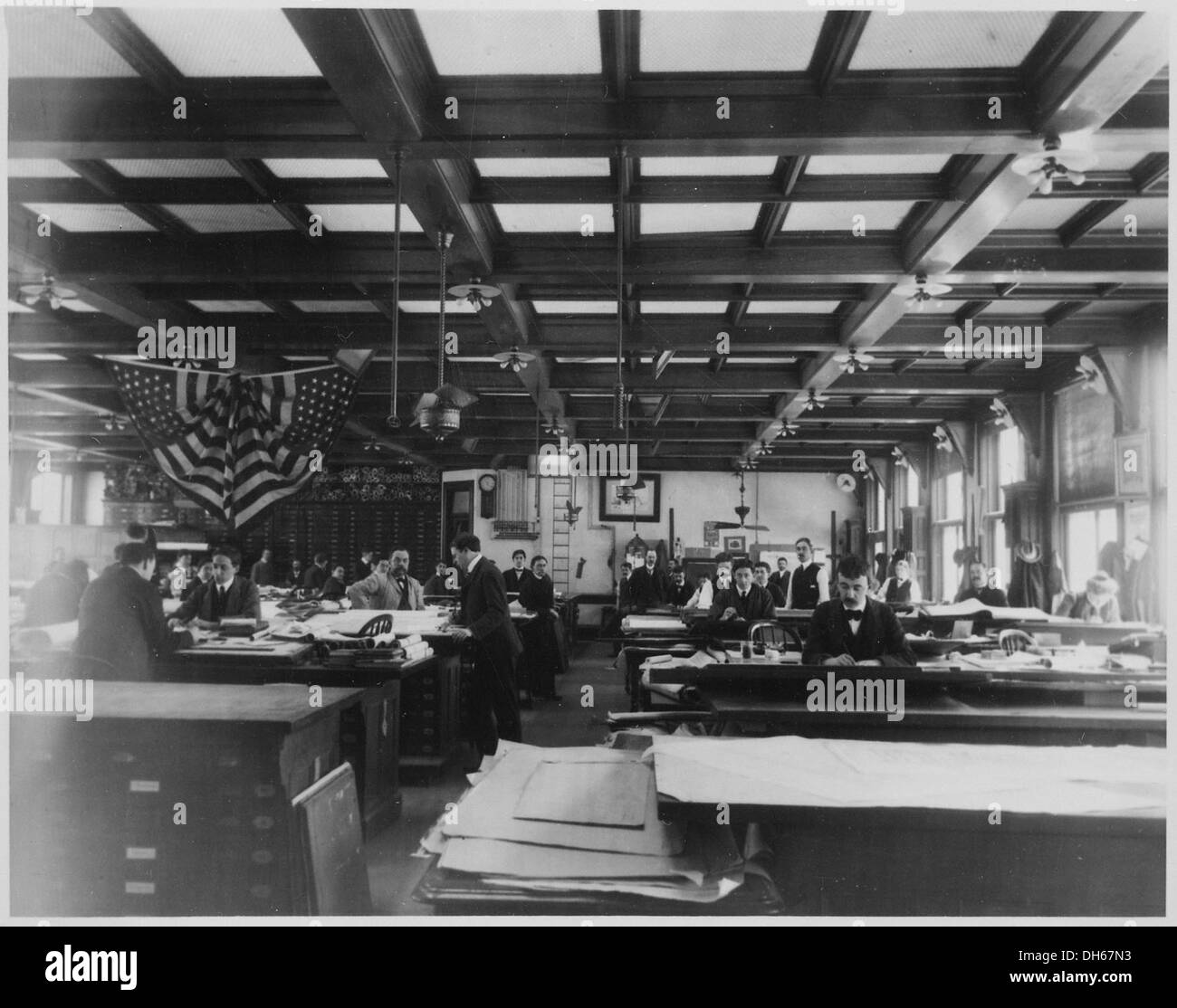 Government tables Black and White Stock Photos & Images - Alamy