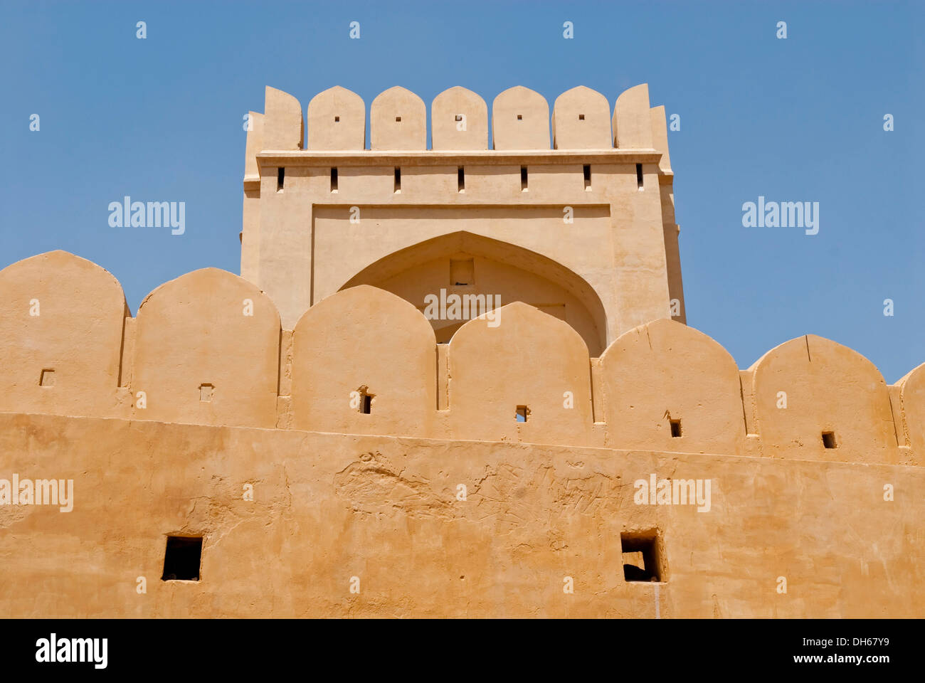 Detail of the defensive wall around the Palace, Amber, Rajasthan, India ...