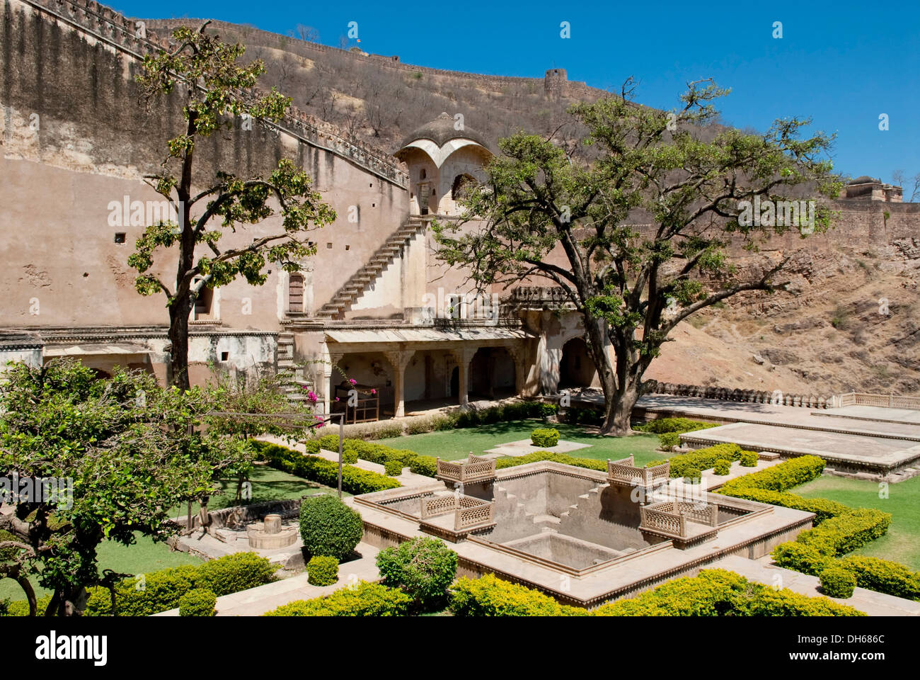 Royal gardens in the palace complex, Bundi, Rajasthan, India, Asia ...