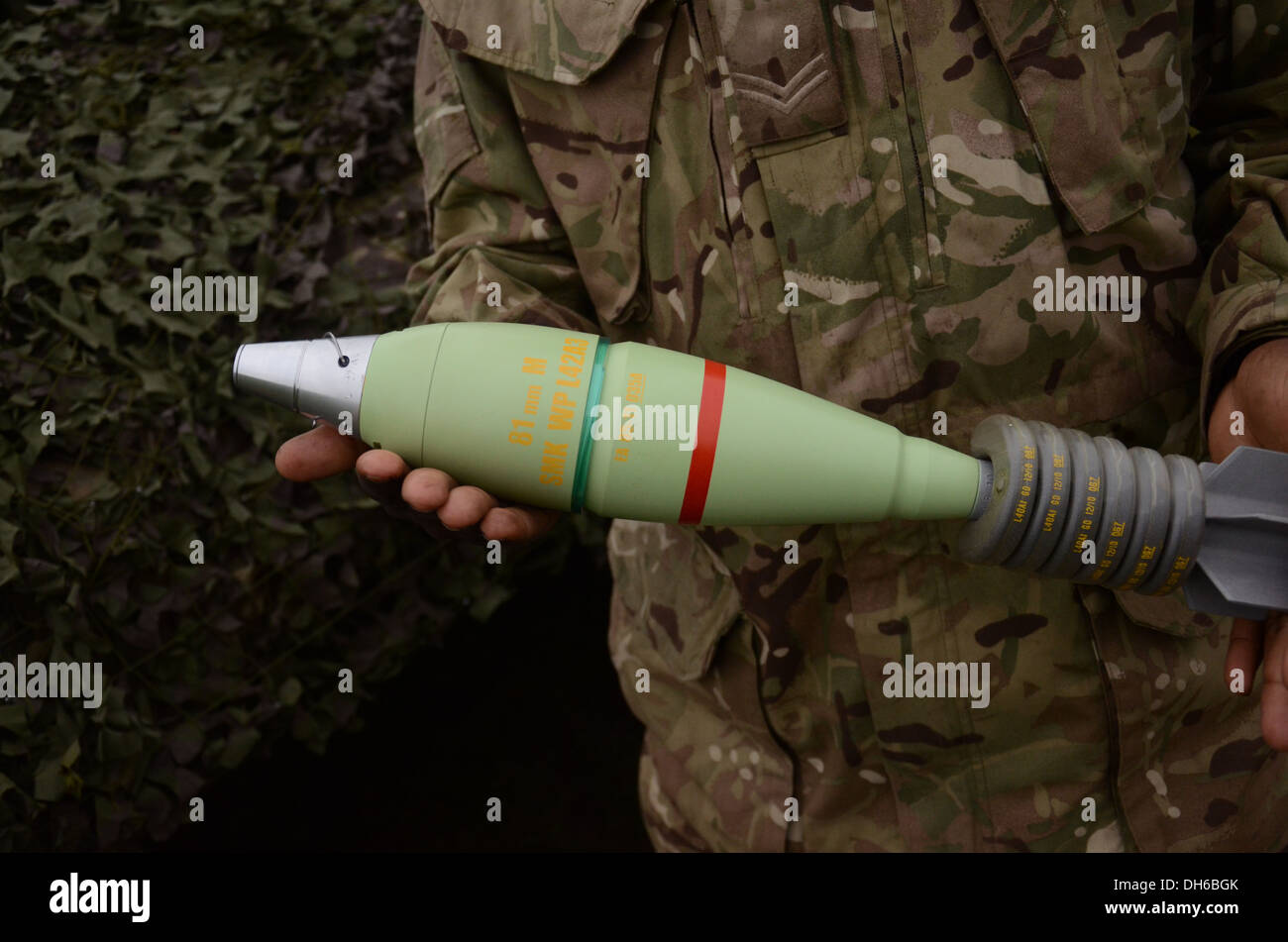 L16a2 81mm hi-res stock photography and images - Alamy