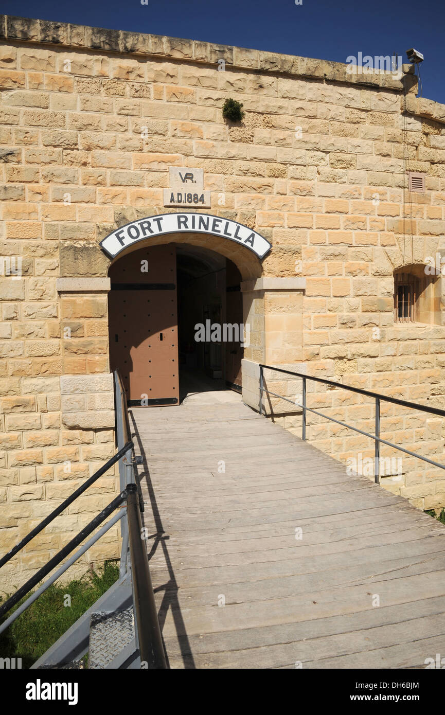 Malta, jewel of the Mediterranean. Victorian artillery fortress, Fort ...
