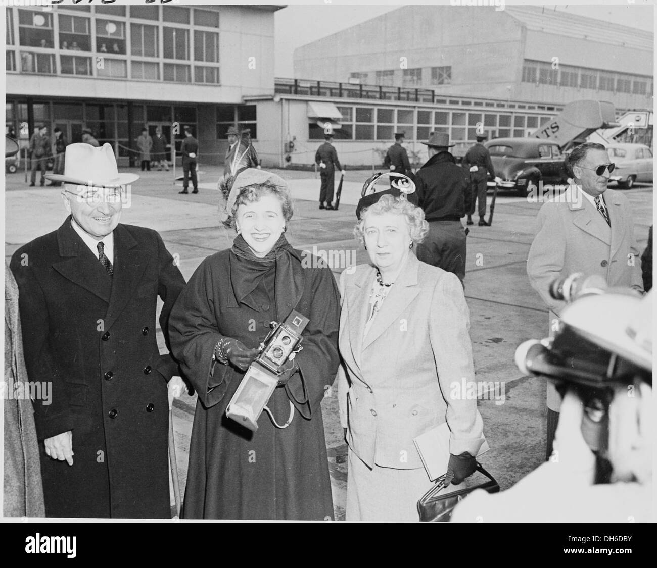 Photograph of President Truman, with Mrs. Truman and Margaret Truman at ...