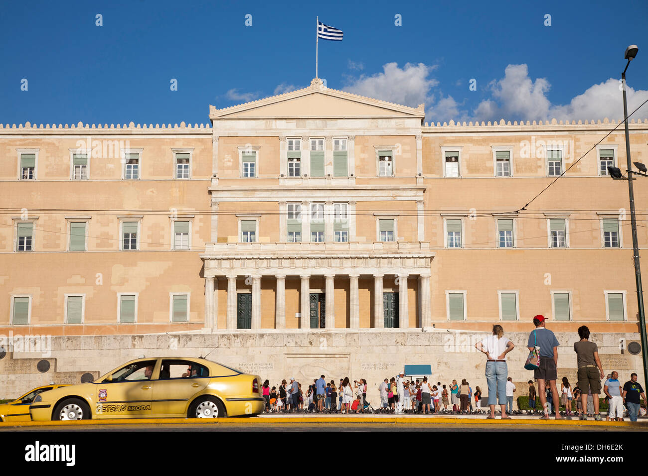 Syntagmatos hi-res stock photography and images - Alamy