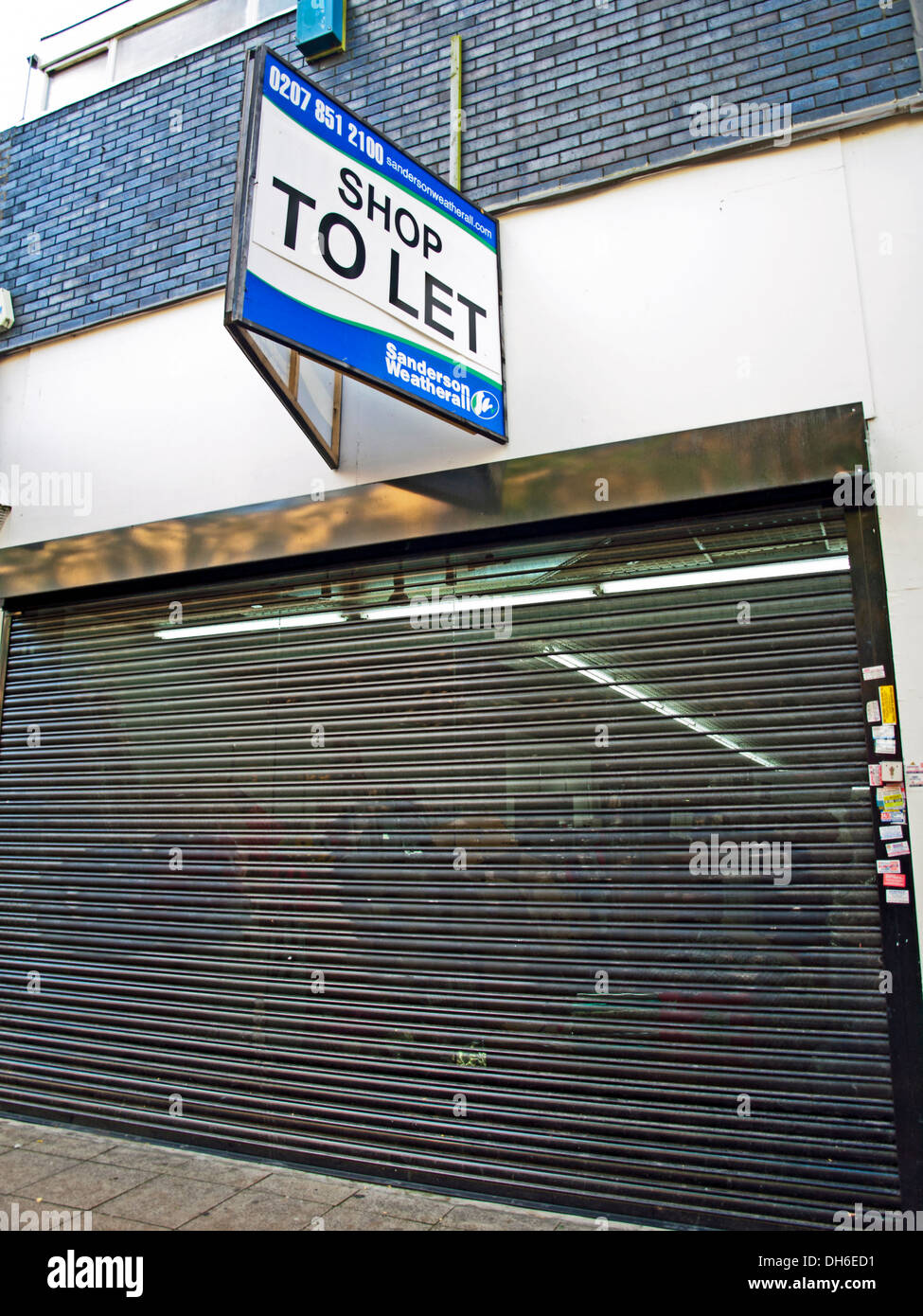 Shop-to-Let sign, Woolwich, London, England, United Kingdom Stock Photo ...