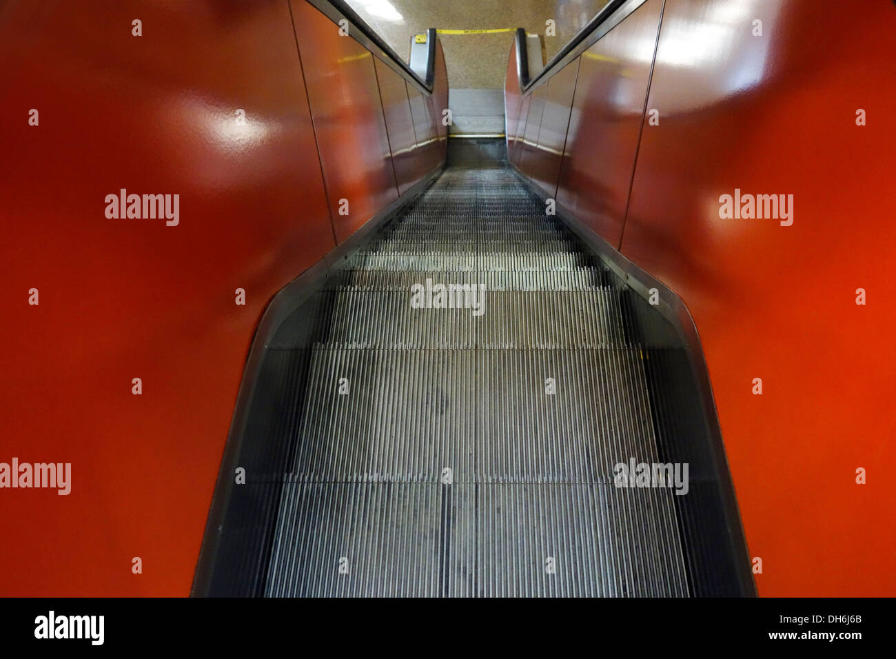 escalator at Brooklyn Public Library Stock Photo - Alamy