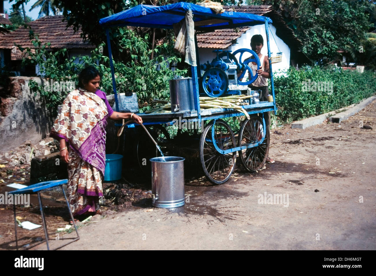 Indian roadside juice hi-res stock photography and images - Alamy
