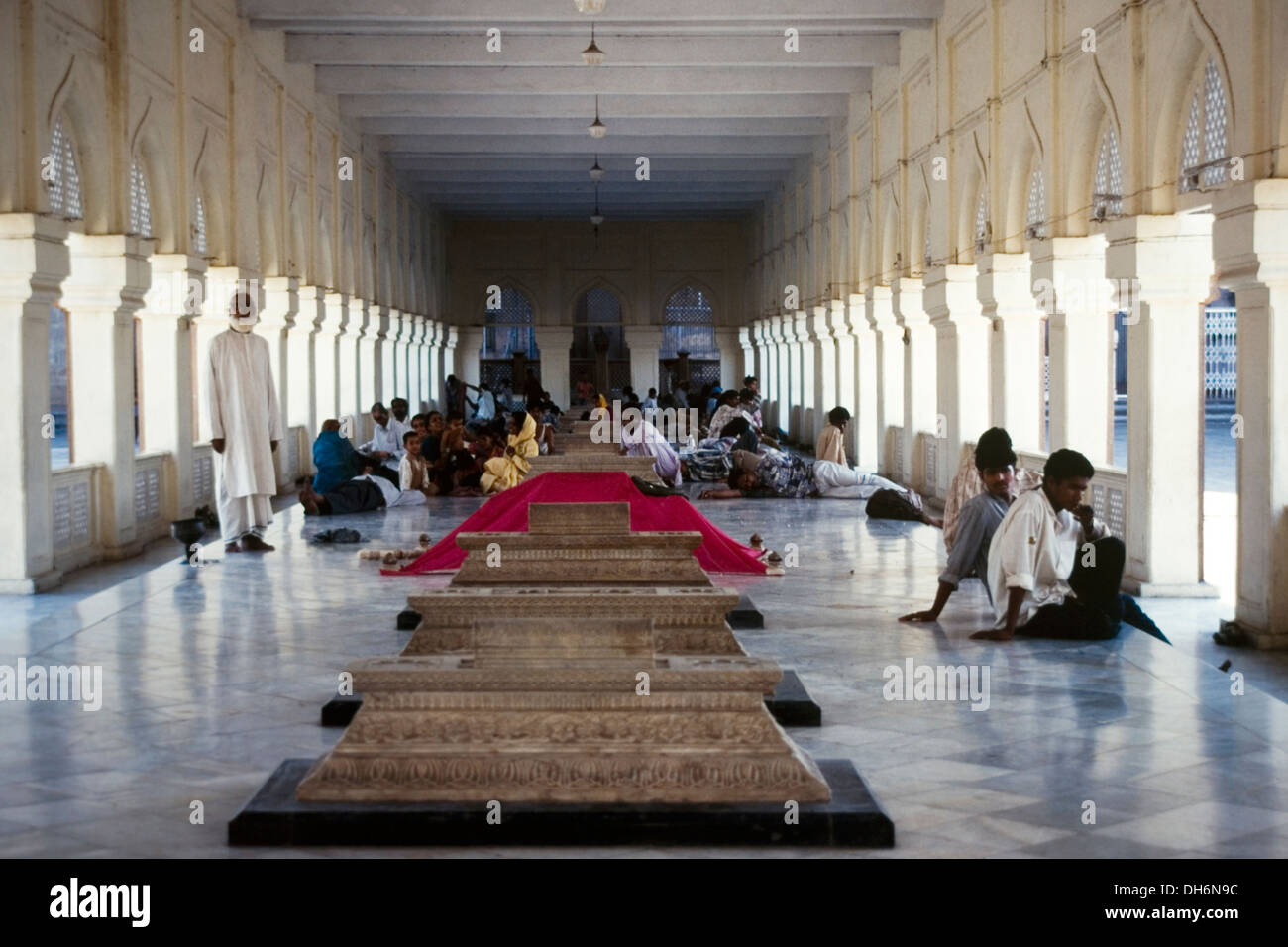 interior of the great mosque mecca masjid hyderbad andhra pradesh india ...