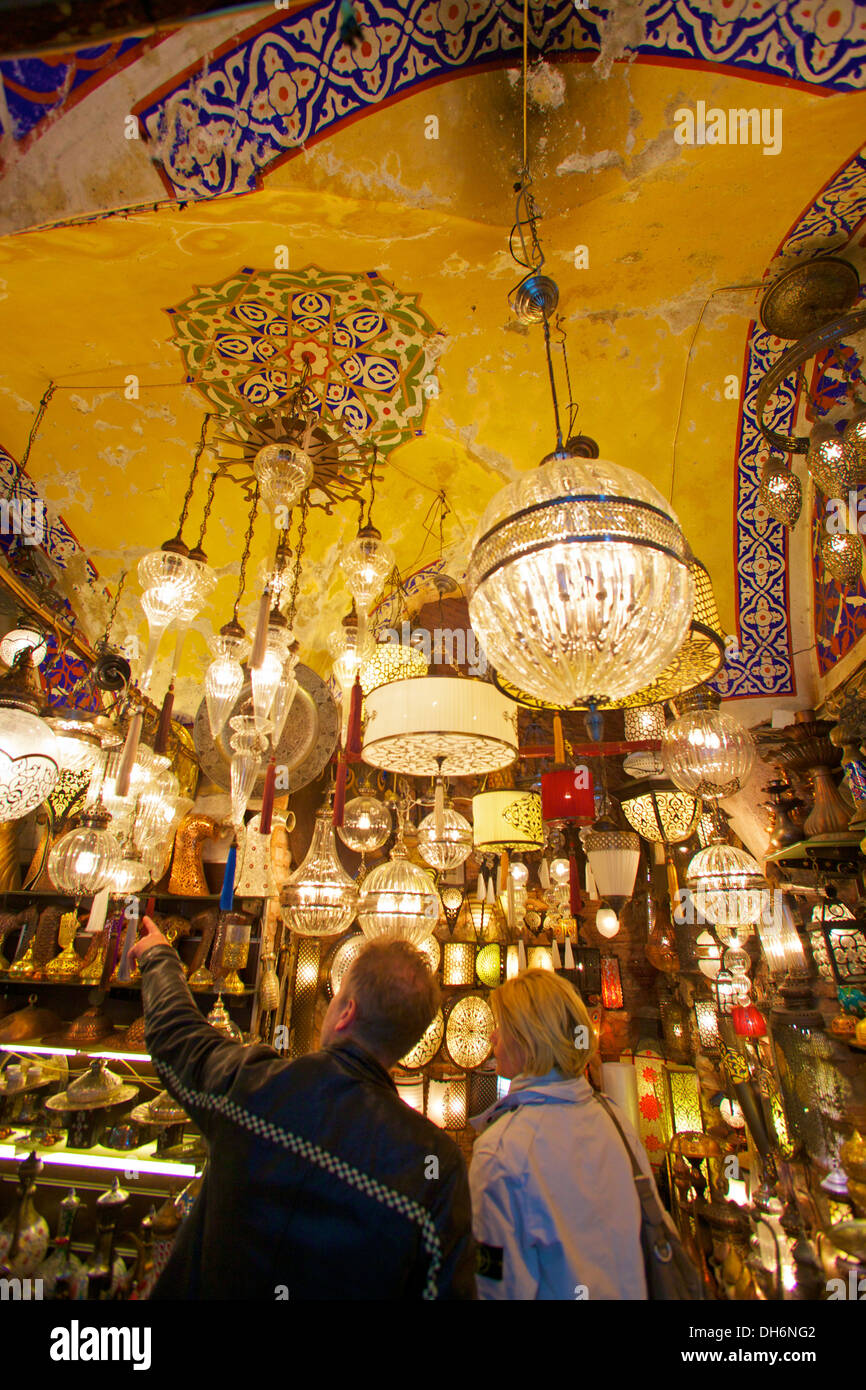 Lighting shop grand bazaar istanbul hi-res stock photography and images ...