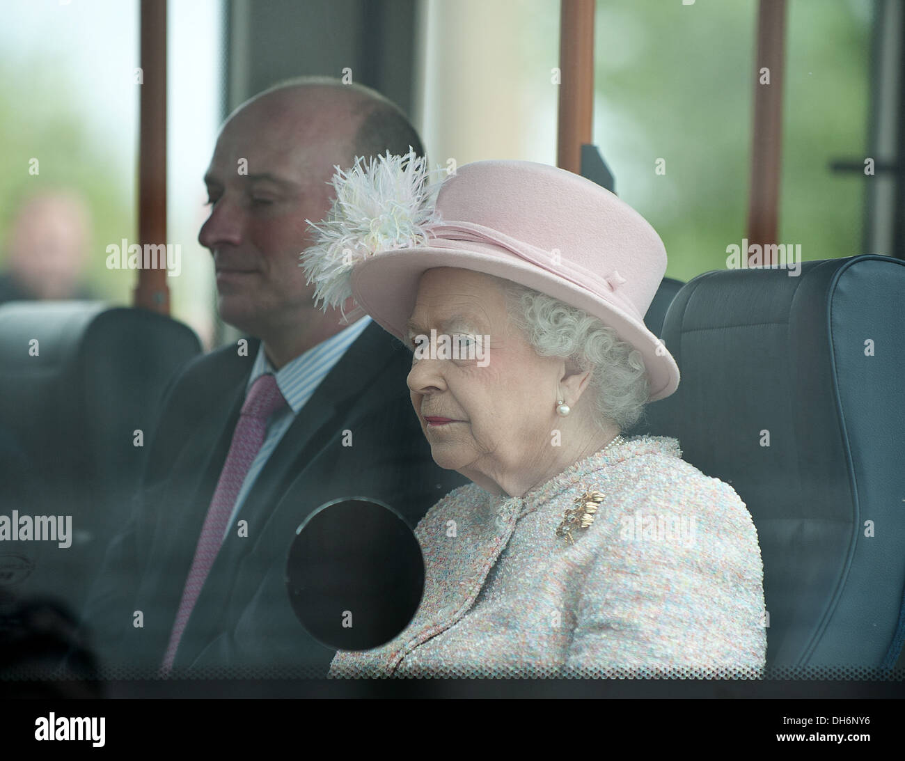 HM Queen Elizabeth II and the Duke of Edinburgh arriving by bus on ...